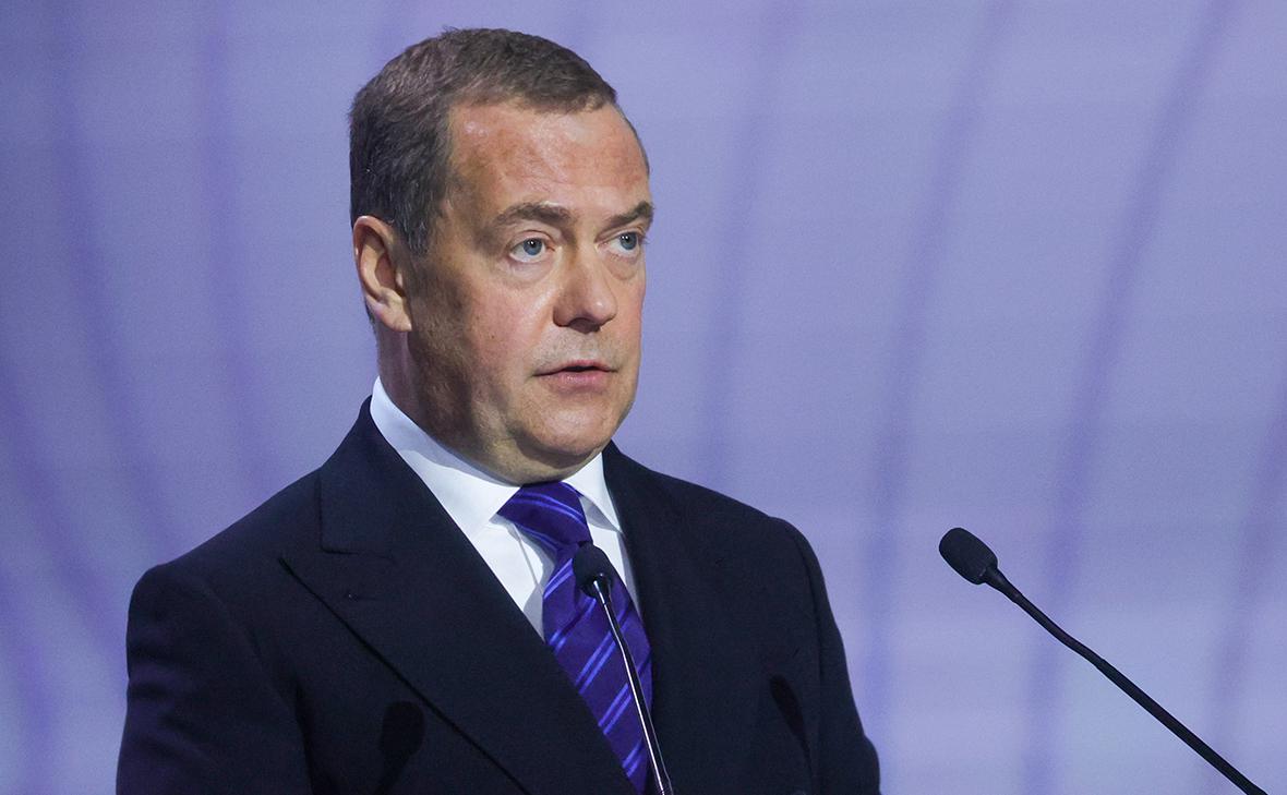 Дмитрий Медведев