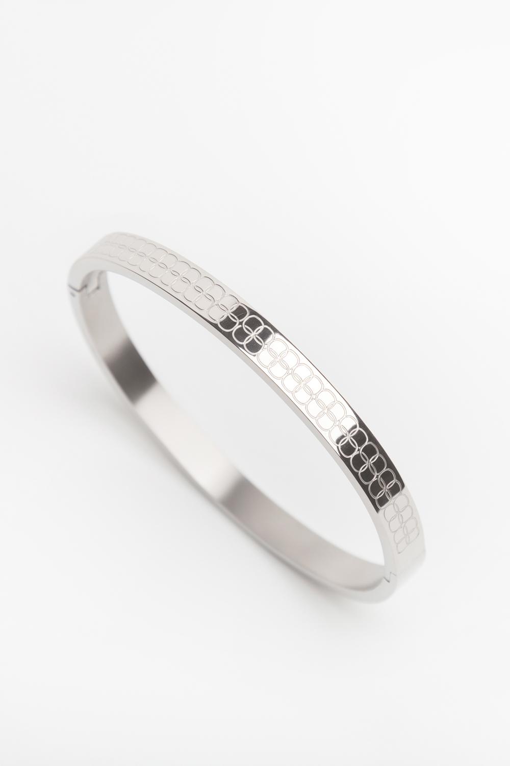 Alexander Bogdanov представил дебютную коллекцию украшений | РБК Стиль