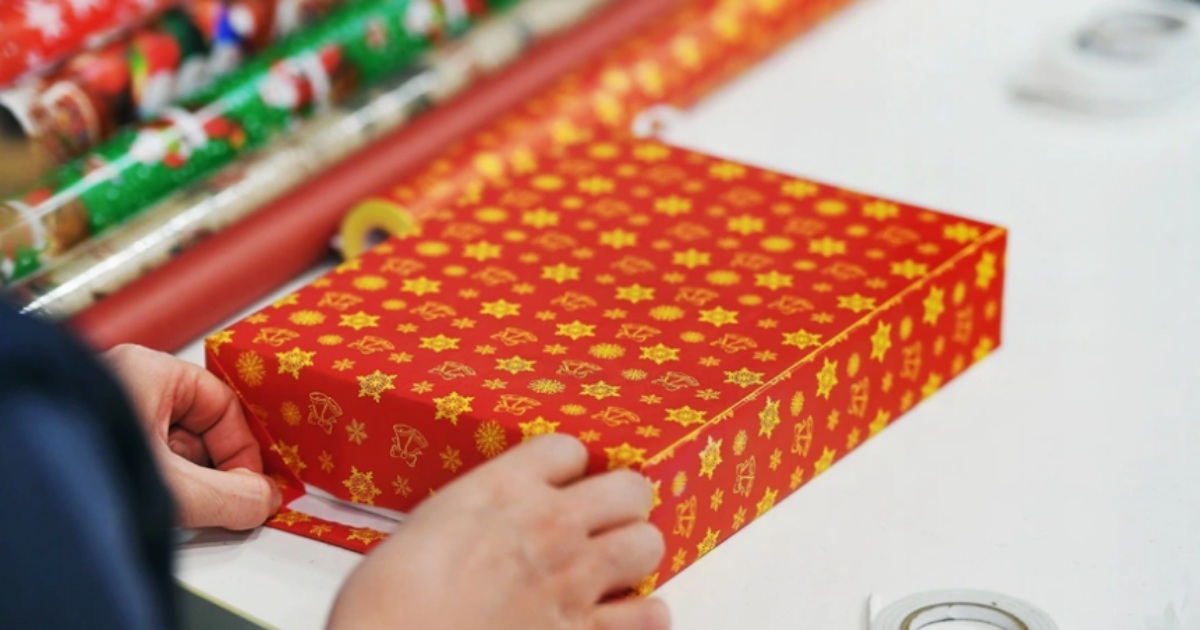 Маркетплейсы назвали самые популярные подарки на Новый год — РБК